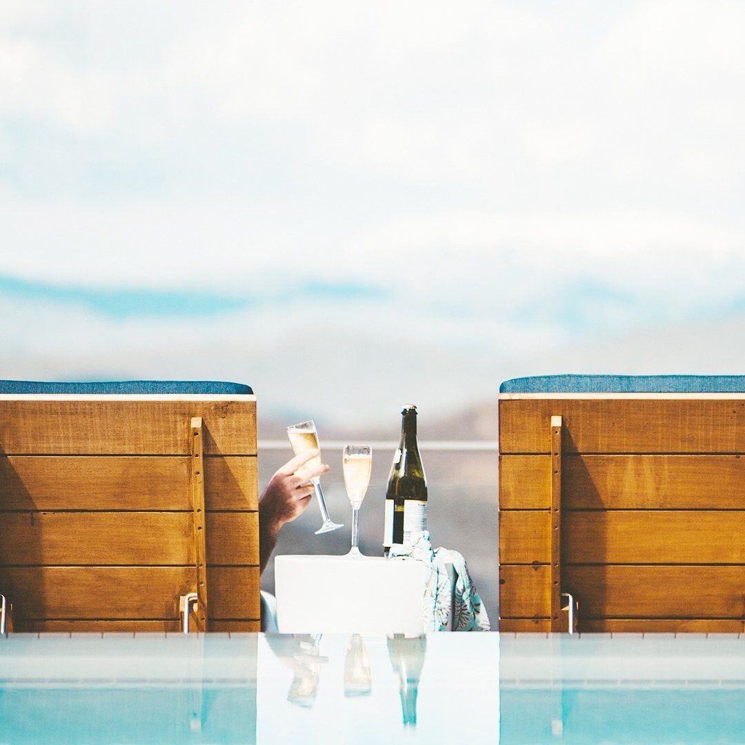 5 Refreshing Wines for the Scorching Heat